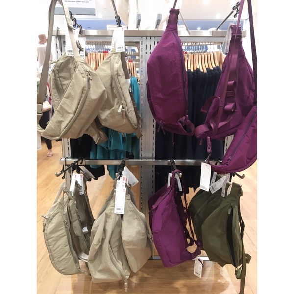 Harga Uniqlo TAS Nilon Terbaru Mar 2025 | BigGo Indonesia
