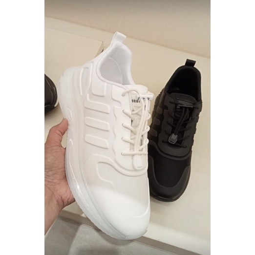 Jual Sepatu Pria Sneakers everbest Original store - emiliano | Shopee ...