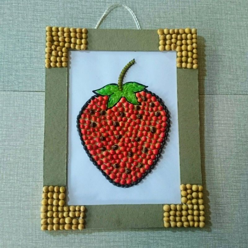 Jual Prakarya kolase Strawberry dari biji bijian | Shopee Indonesia