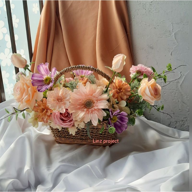 Jual FLOWER BASKET RANGKAIAN BUNGA KERANJANG PREMIUM ARTIFICIAL ...