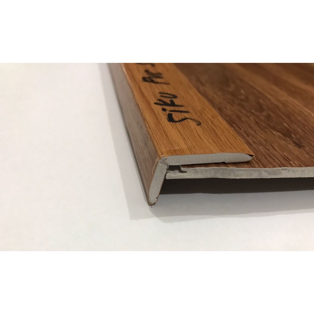 Jual Step Nosing Tangga/Siku PVC List L Panjang 2.4m | Shopee Indonesia